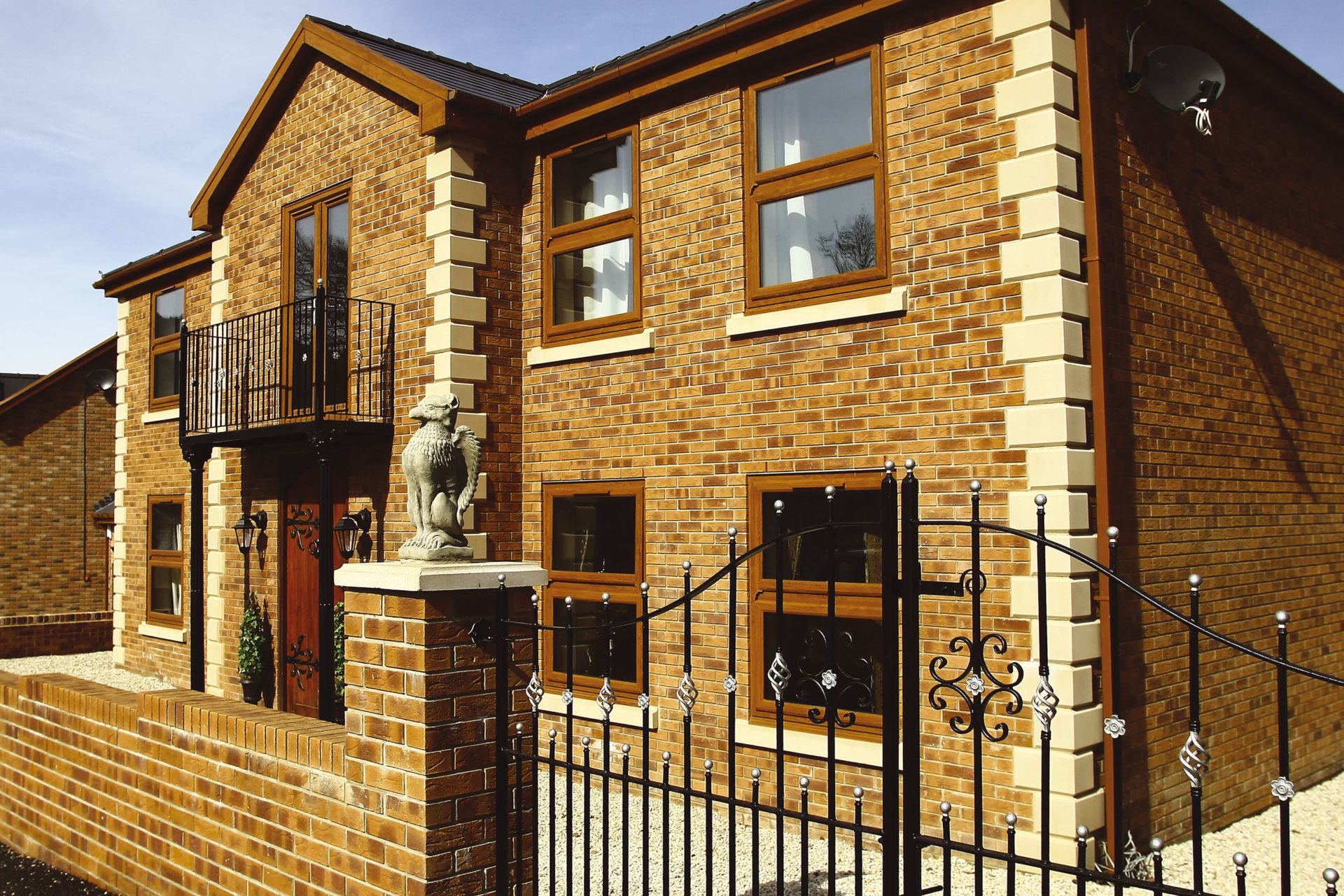 Brown Rustic Brick - Outhaus