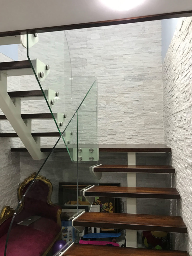 White Stone Cladding - Outhaus